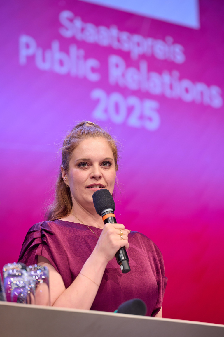 Staatspreis PR 2025: Sonderpreis für BeeWild Feuerwehrjugendwoche! – ÖBFV